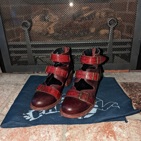 Freebird by Steven | Shoes | Freebird Charlotte Booty In Red Croc Size 8 | Poshmark